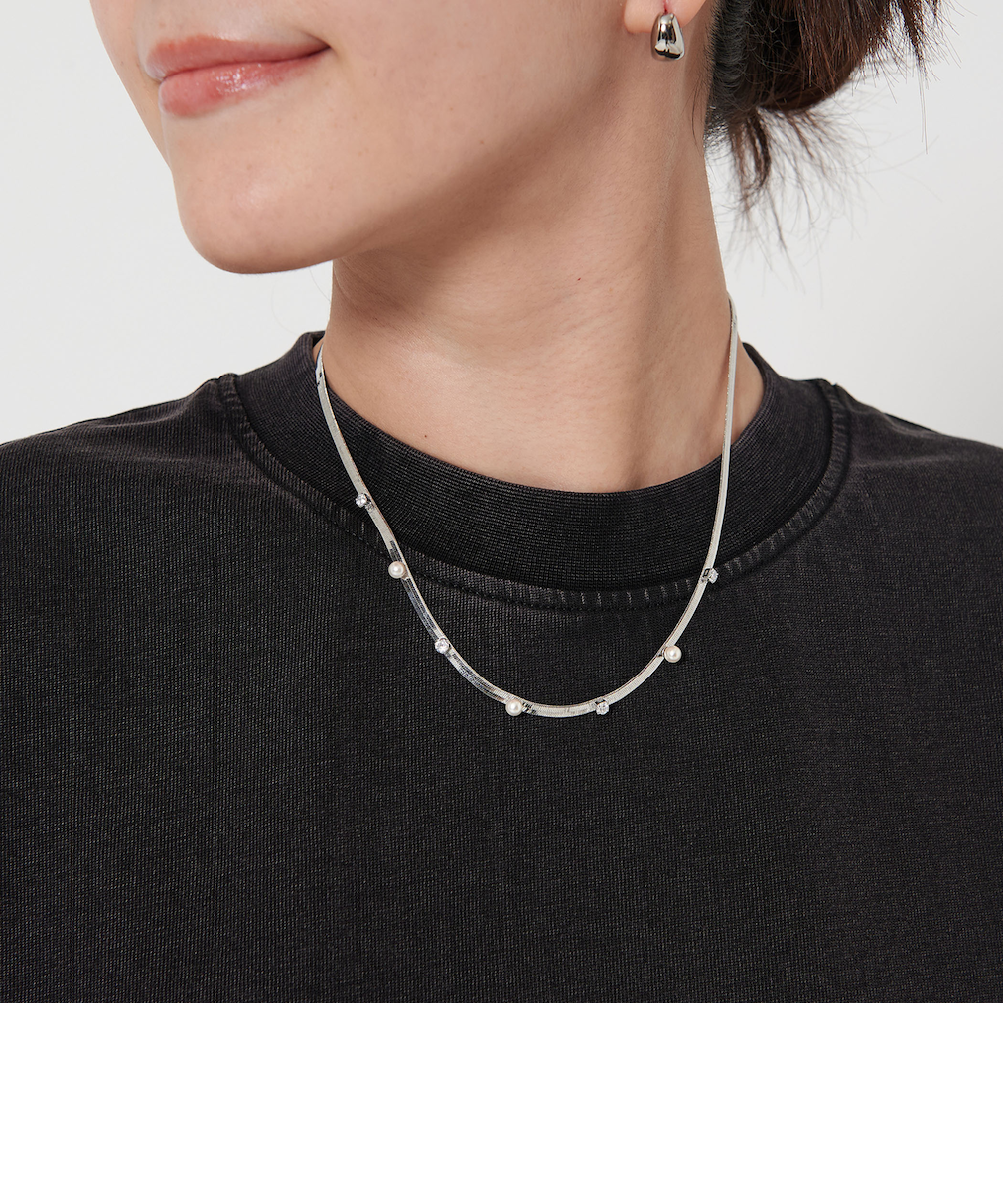 パールモチーフ×ガラス スネークチェーン ネックレス｜ユナイテッドアローズ アウトレットのアウトレット通販｜三井アウトレットパーク オンライン