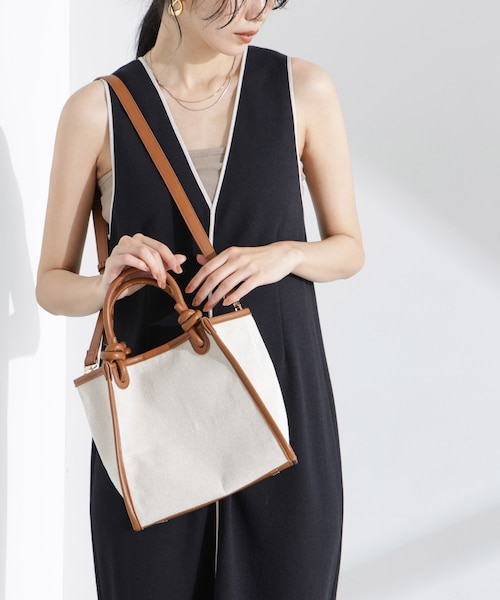 アシンメトリーハンドルバケツトート｜ナノ・ユニバースの通販｜&mall