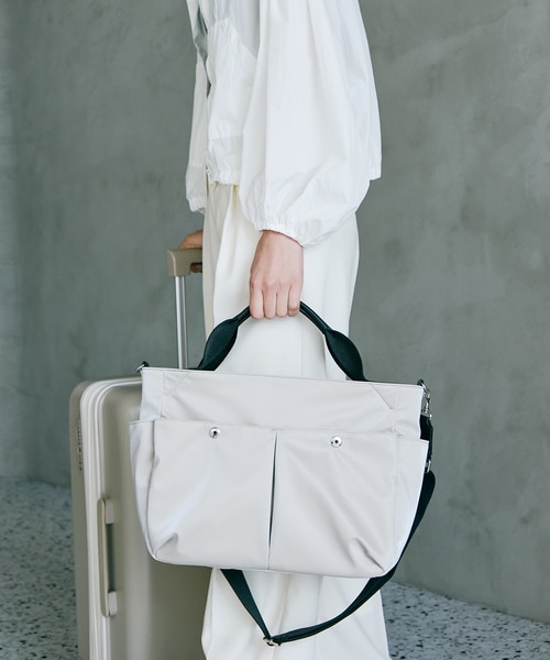 【Breath TOPKAPI】Train 防水ポリエステル ショルダー付き A4 トートバッグ / キャリー対応｜トプカピの通販｜&mall（アンドモール）三井ショッピングパーク公式通販
