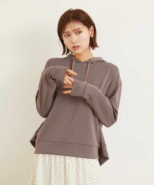 バックフリルダンボール プルオーバー | Feroux（フェルゥ）の通販 - &mall