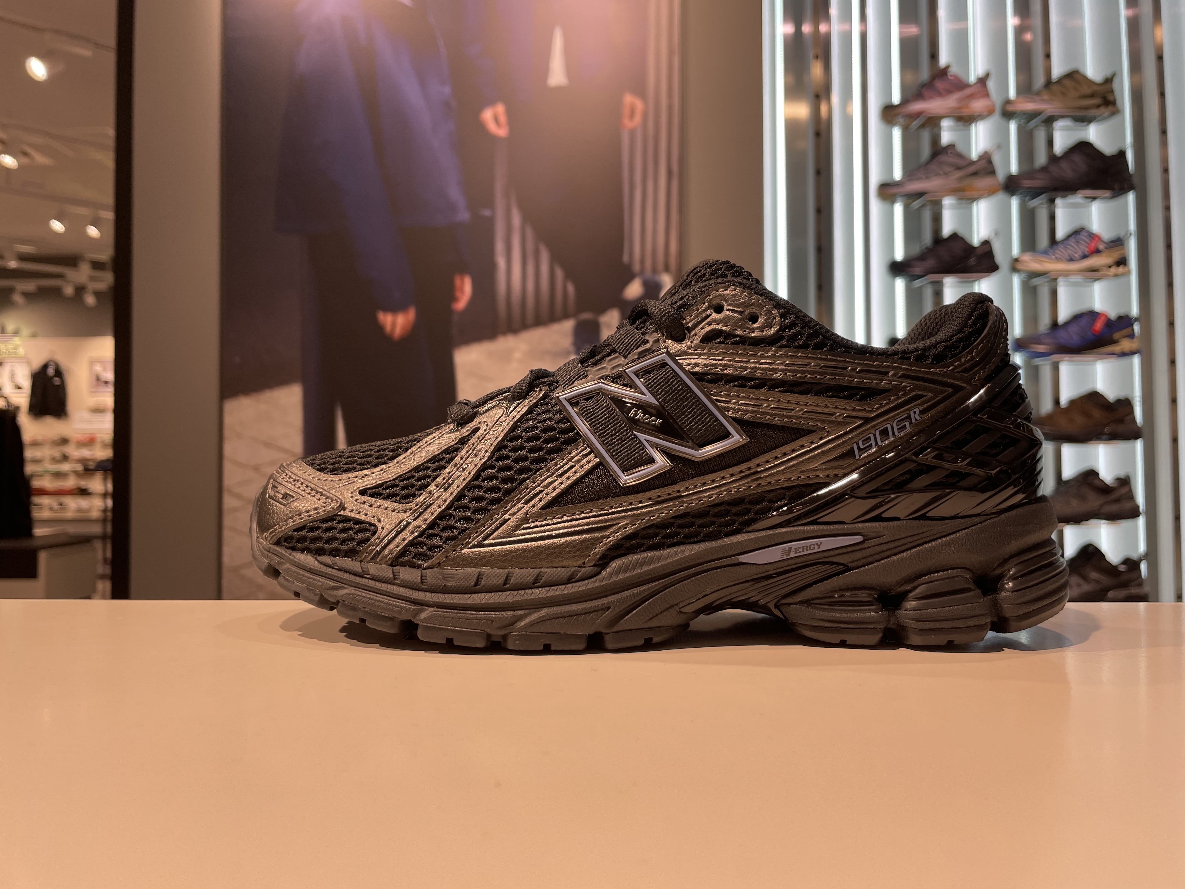 New Balance 新品上市☆ | LaLaport爱知东乡