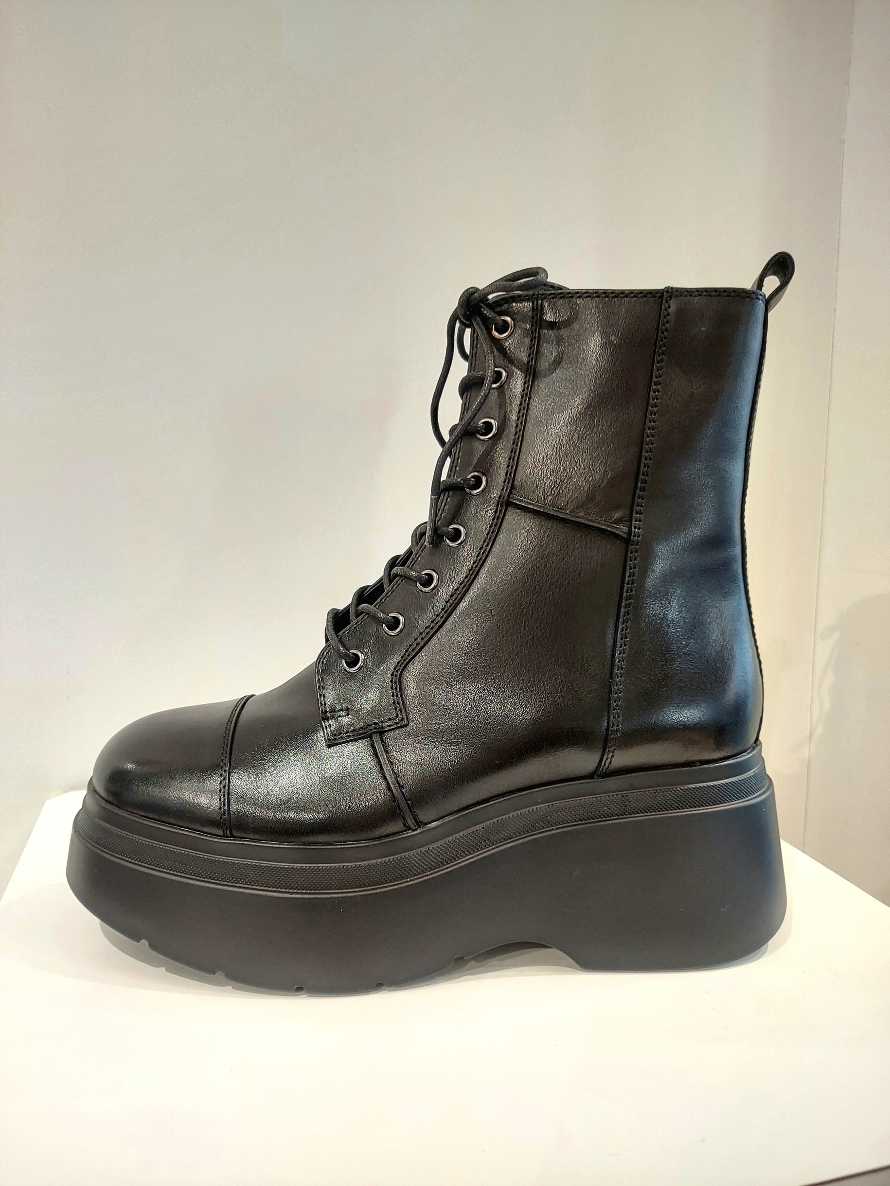 Platform Patchwork Boots | MITSUI OUTLET PARK MAKUHARI